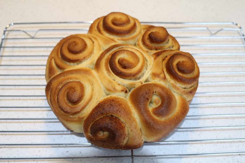 Tear and Share Cinnamon Buns – Baking Dairy Free